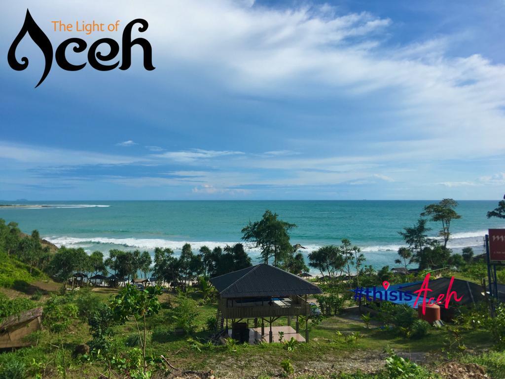 “Surga Tersembunyi” di Balik Tebing Lampuuk