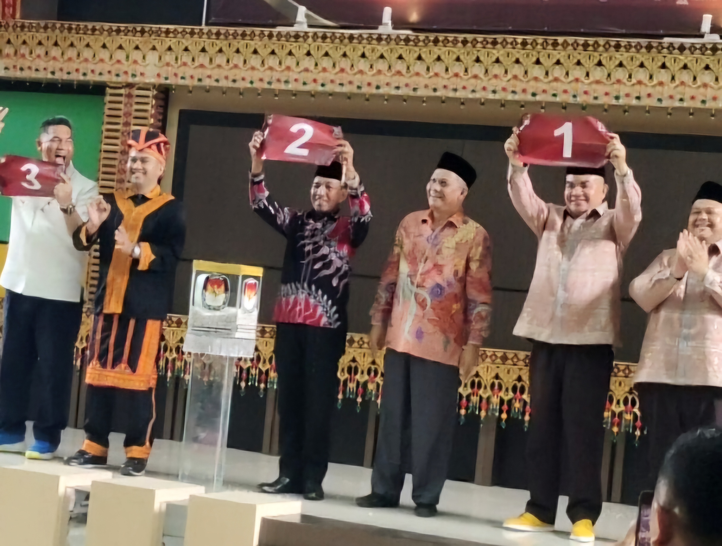 KIP Tetapkan Nomor Urut Paslon Bupati dan Wakil Bupati Agara