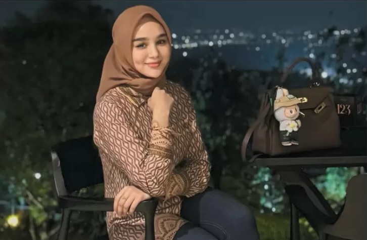 Sosok Hana Hanifah, Selebgram Diduga Terlibat Korupsi SPPD Fiktif di ...