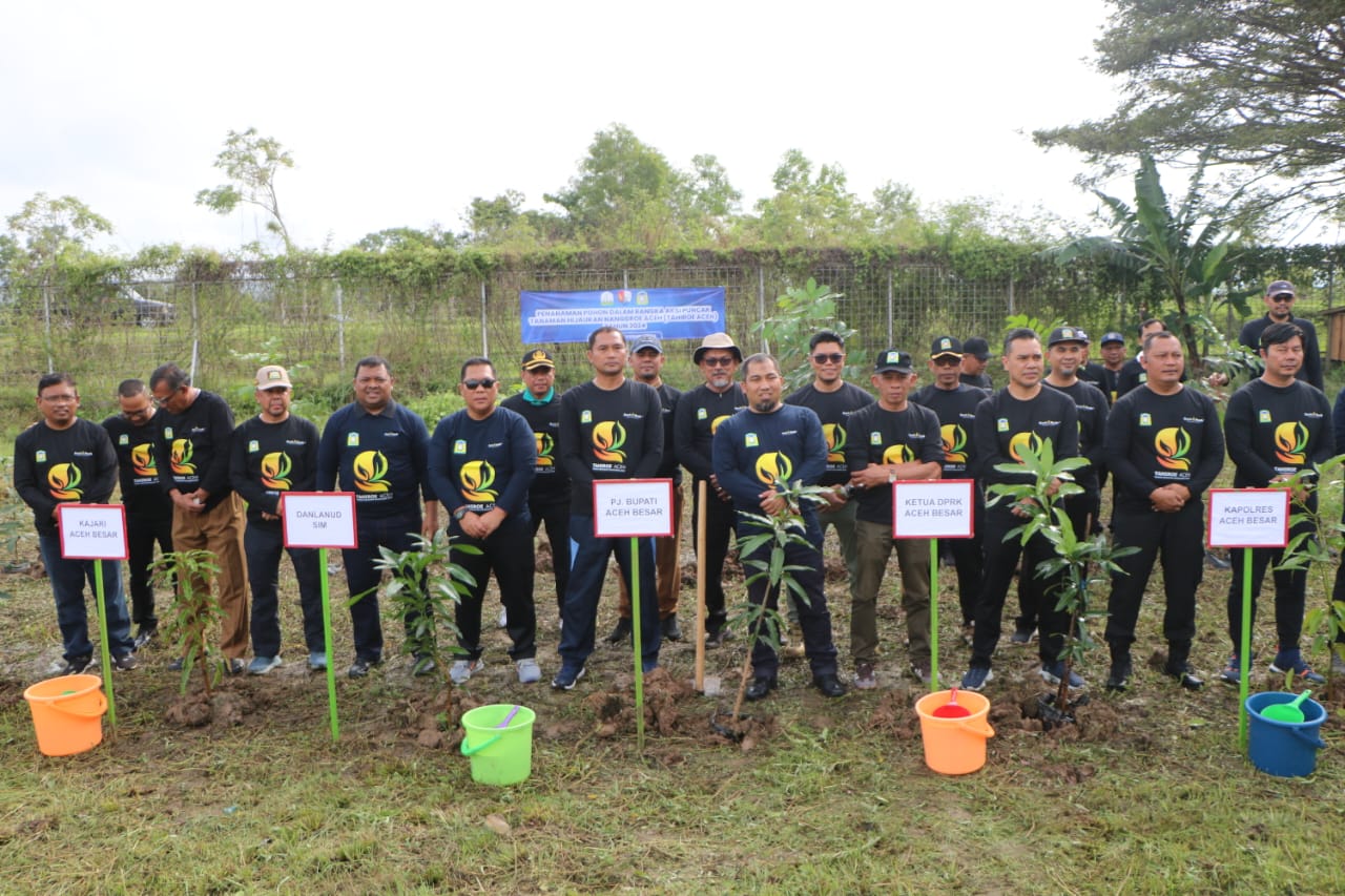 Hijaukan Nanggroe Aceh, Lanud SIM Gelar Aksi Penanaman Pohon