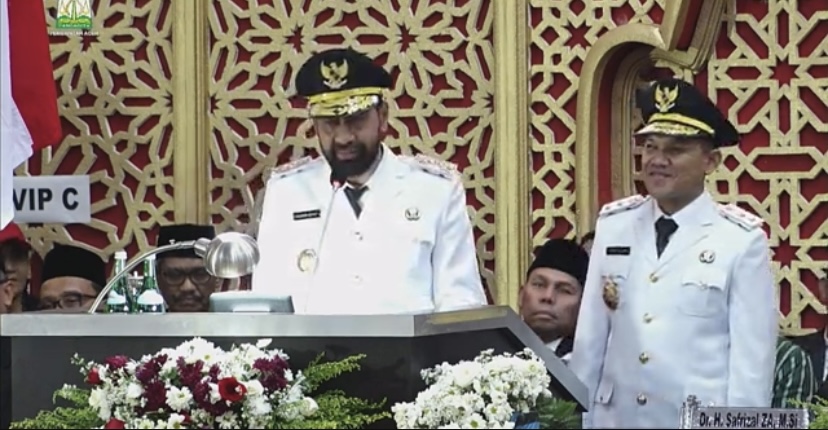 Mualem-Dek Fadh Dilantik Sebagai Gubernur dan Wakil Gubernur Aceh