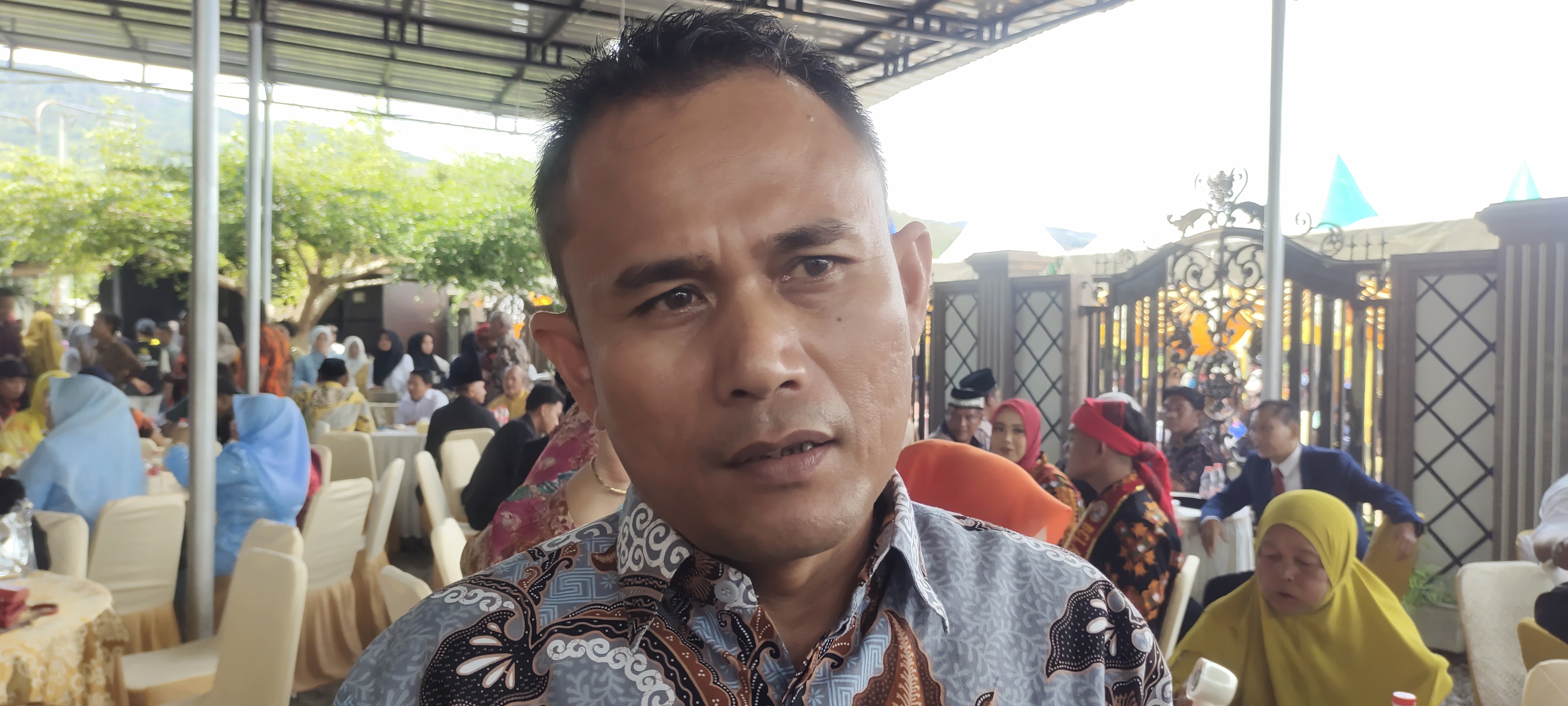 Komisioner Panwaslih dan KIP Tinggalkan Ruang Sidang Saat Pelantikan Bupati Agara