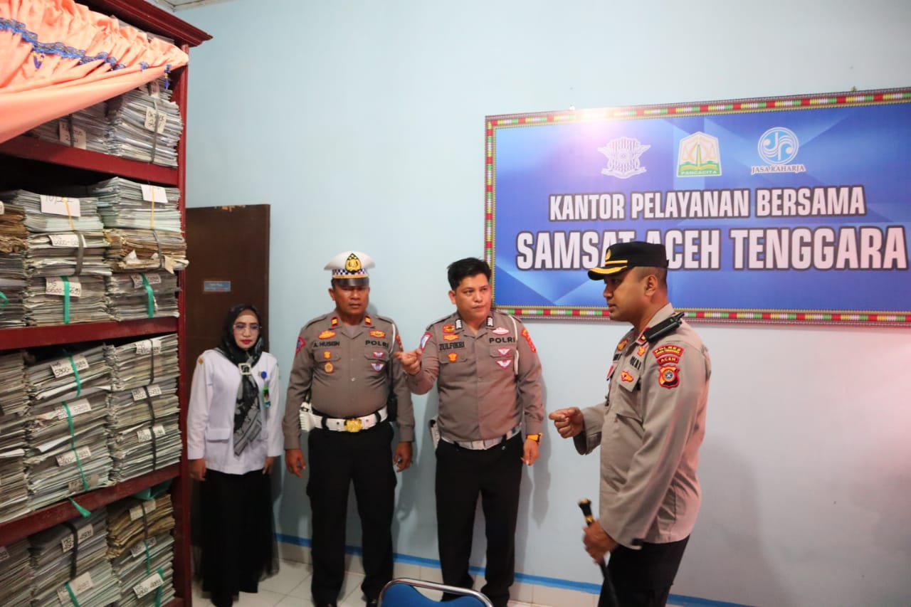 Cek Kinerja Anggota, Kantor Samsat dan Satpas SIM Agara Disidak