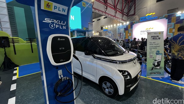 Ternyata Segini Biaya Fast Charging Mobil Listrik di SPKLU