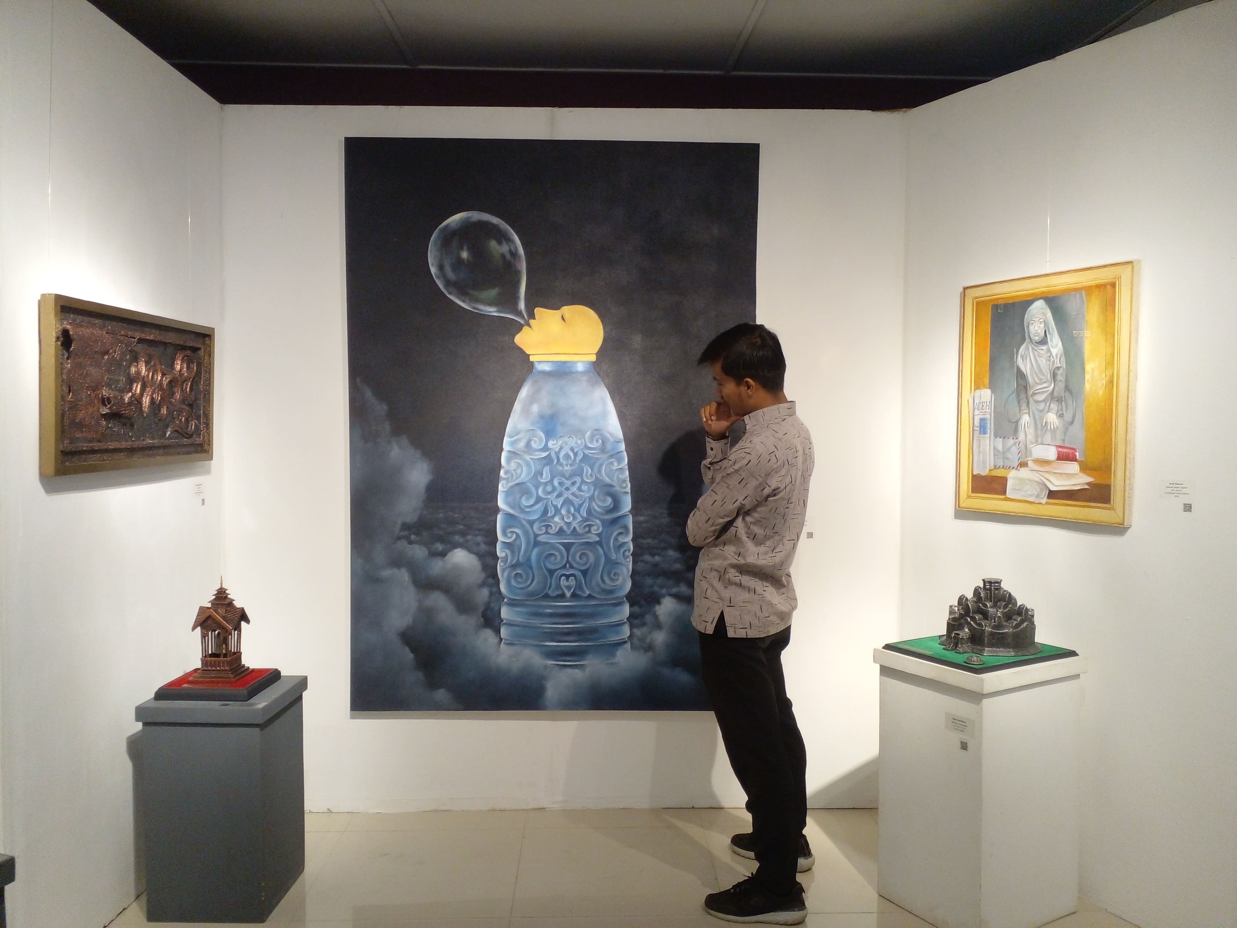 Pegiat Seni Rupa Tampilkan Karya di Galeri Seni Rupa TRIMATRA