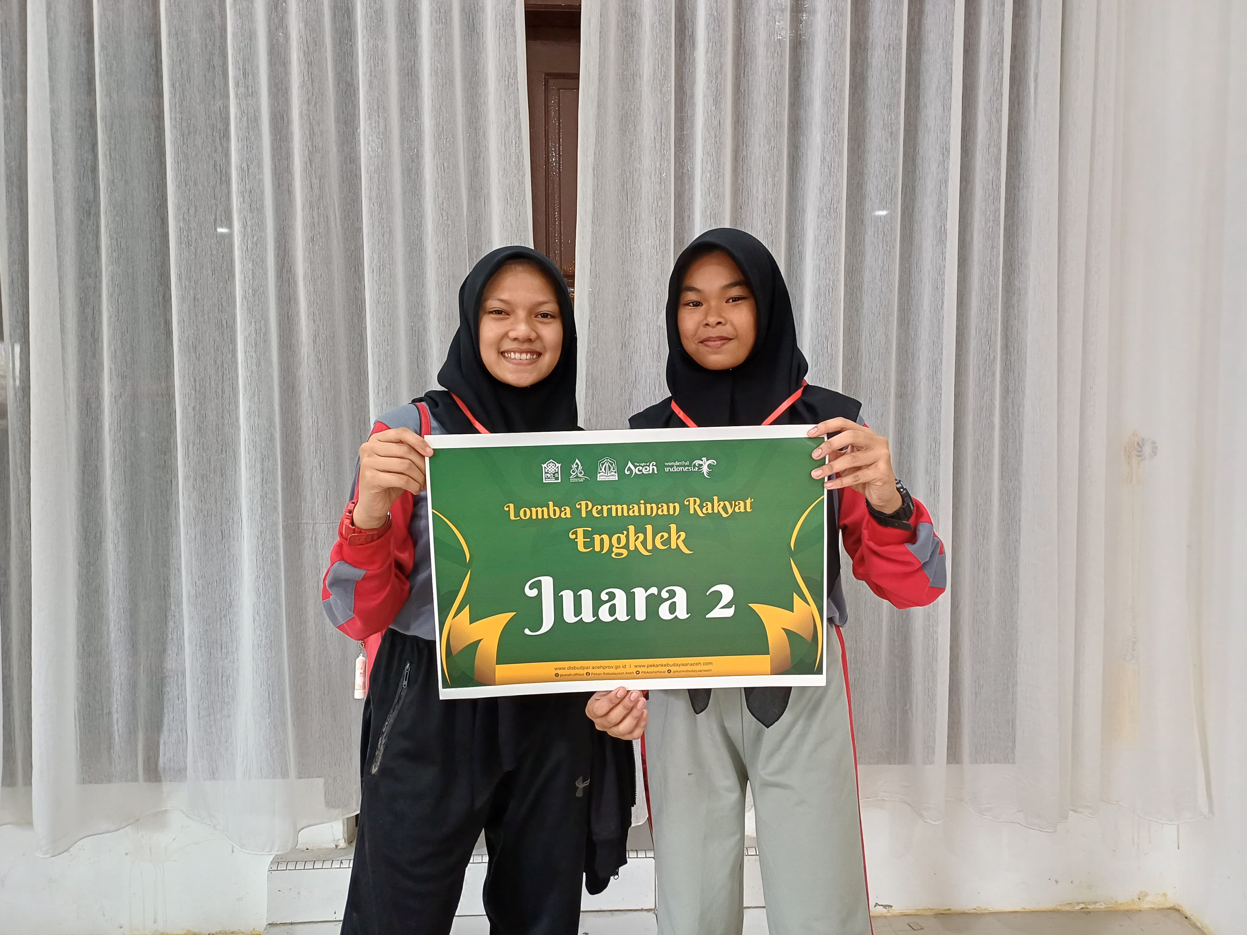 Lomba Catoe Rimueng dan Engklek Semarakkan PKA-8